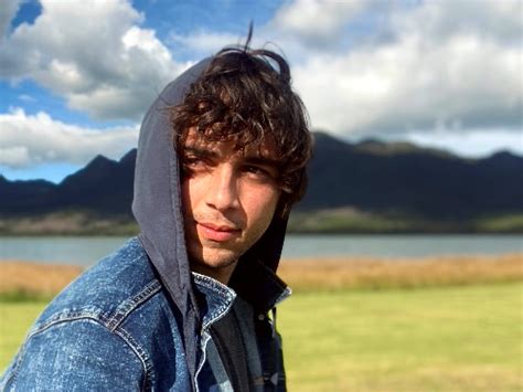 Contrata A Juan David Escobar Arango Realfluencers