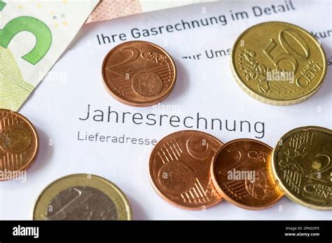 Symbol Image Energy Costs Annual Bill Gas Contract Gas Euro Banknotes Coins Cents Stock