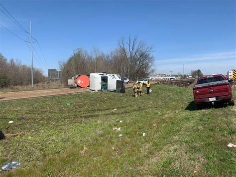 Accident Closes Southbound I 55 In Southaven Desoto County News