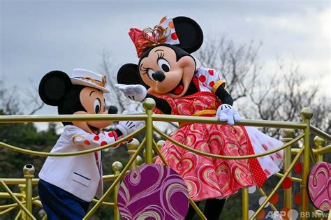 ディズニーランドで新パレード「ミニー、ウィー・ラブ・ユー」 写真5枚 国際ニュース：afpbb News