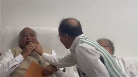 Watch How Elated Adhir Ranjan Kharge And Others Celebrate Rahul