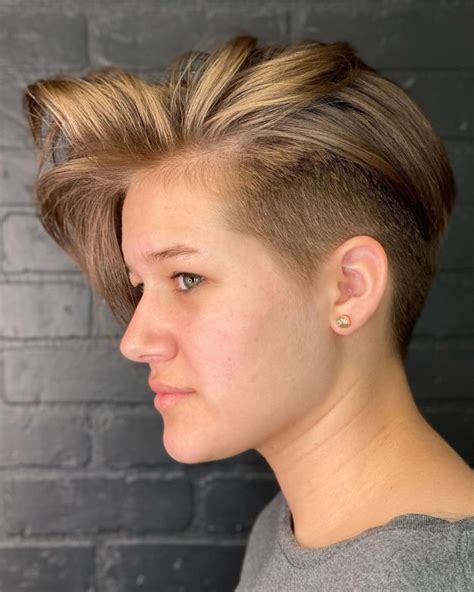 20 Stunning Undercut Pixie Style Ideas For This Season