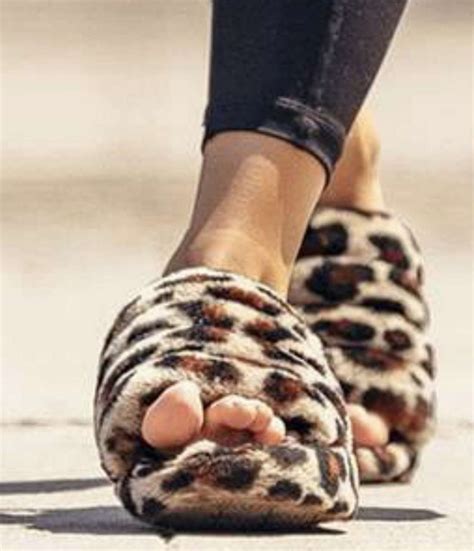 Sommer Ray Feet 8 Photos Sexy Feets Celeb Feets