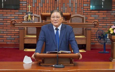소강석 목사 “팬데믹을 뚫고 새로운 영토를 향하여” 오피니언칼럼 종교신문 1위 크리스천투데이
