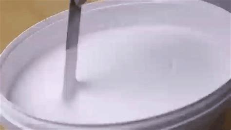 鲸彩实测 乳胶漆的参差，从一层弹力保护膜说起德国鲸彩漆 进口墙面漆【官网】