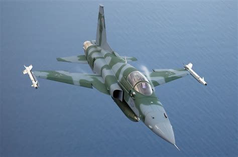 Qual o melhor F 5 Cavok Brasil Aviação e Fotografia