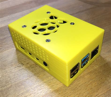 Raspberry Pi 4b Case With 50mm Fan Von Tinkeringrocks Kostenloses Stl Modell Herunterladen