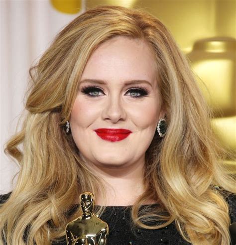 Adele A Cheltuit 15000 De Lire Sterline Pe Jocuri Mecanice Libertatea