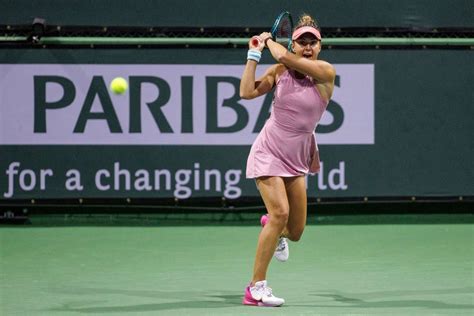 Tennis Tracker Swiatek defilează Jaqueline Cristian învinsă de