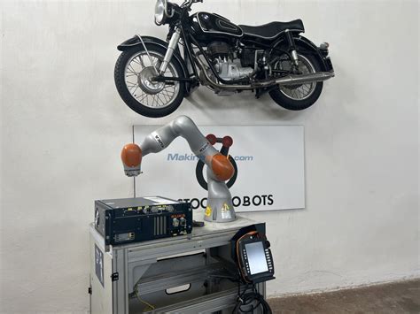KUKA LBR Iiwa 14 R820 Robot Used Robots Machine For Sale