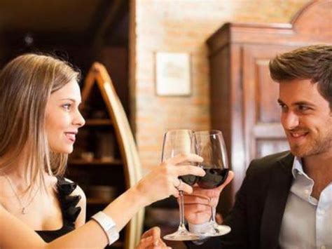 Chồng Lén Lút đi Du Lịch Với Bồ Trẻ Vợ Lên Kế Hoạch âm Thầm Xuất Hiện