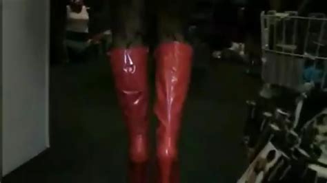 Busty Brit Slut Fucks With Strangers In A Sex Club Porndroids Com