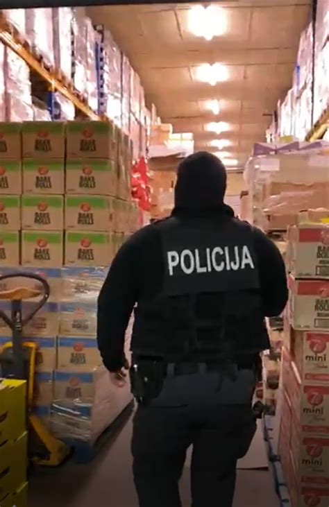 Įspėjo Lietuvius Dėl Parduodamo Pasibaigusio Galiojimo Maisto Tokių