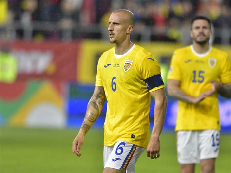 România le va înfrunta pe Andorra și Belarus fără Vlad Chiricheș