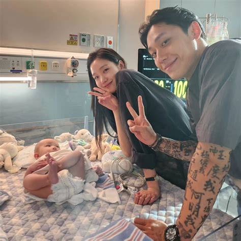 더쿠 파묘 김고은 이도현 새로 뜬 촬영짤