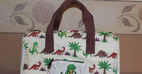 How To Make A Simple Overnight Bag At George Bousquet Blog