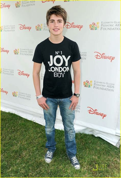 David Henrie Gay Gregg Sulkin