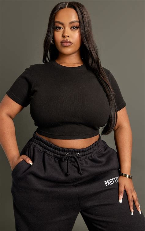 Plus Black Basic Rib Short Sleeve Crop Top Plus Size Prettylittlething