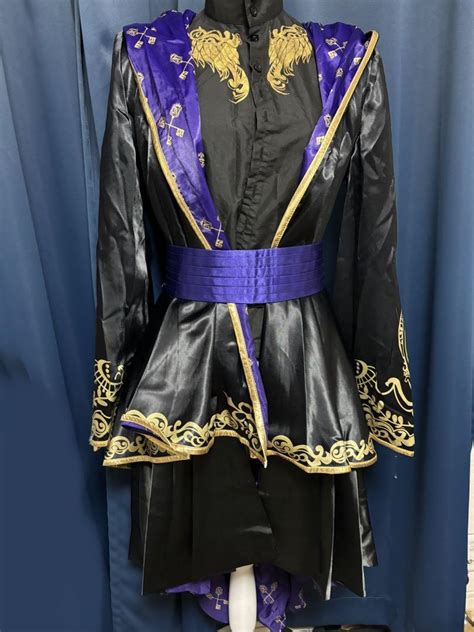 【中古】ツイステ式典服 メルカリ