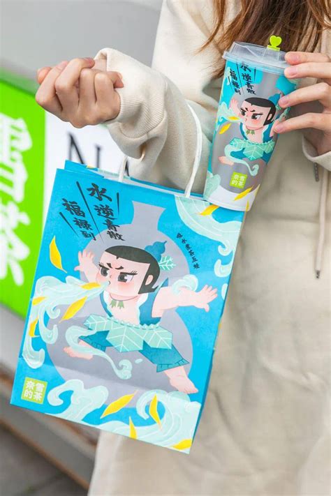 联名“葫芦娃”！奈雪兔年福禄特饮好喝又好看，开运好物就选它好运生活节奏上岸