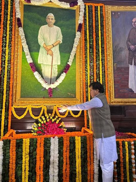 कृषि हितैषी योजनाओं के माध्यम से चौधरी चरण सिंह के सपनों को पूरा कर रही