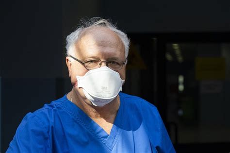 Nowe Restrykcje W Polsce Prof Simon O Ograniczeniach W Gastronomii