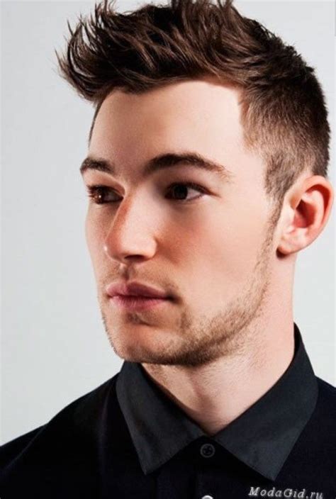 Модна чоловіча зачіска