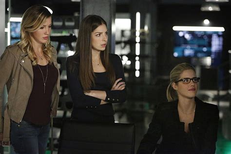 Vixen Makes Her Live Action Debut In Arrow Photos