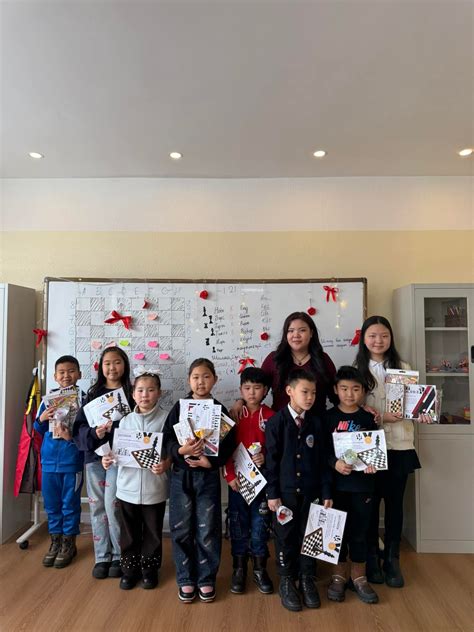 БУГАНТ ХҮҮХЭД ЗАЛУУЧУУДЫН ХӨГЖЛИЙН ТӨВ Шатар ♟️ анхан дунд шатны сургалтандаа амжилттай