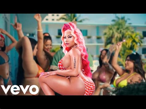 Nicki Minaj Sexy Nicki Minajs Sexiest Outfits Ever Hollywood Life