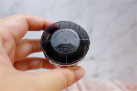《日本文具大賞》plus替換式開箱刀個資保護章，開箱神器就是它！紙箱輕鬆開、個資不外洩！兩個願望一次滿足！ 神農太太底家