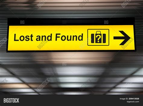 Lost Found Sign Image And Photo Free Trial Bigstock