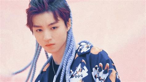 Ghim của Berlin mydearr trên Idol