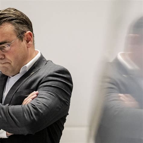 Om Zet Hoger Beroep Gedeeltelijk Door In Zaak De Mos Omroep West