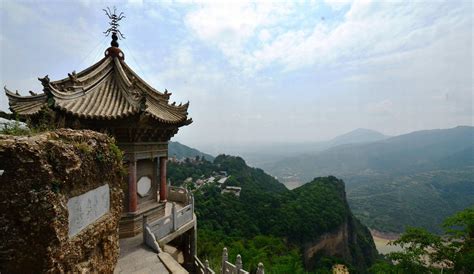 崆峒山道教的发源地之一小说中的崆峒派平添了神秘色彩