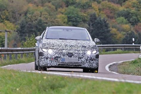 奔驰eqe最新谍照曝光 推三款动力车型 续航600km搜狐汽车搜狐网