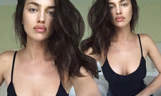 Irina Shayk Flaunts Her Plentiful Cleavage And Tiny Waistline In Givenchy Jeans Daily Mail Online