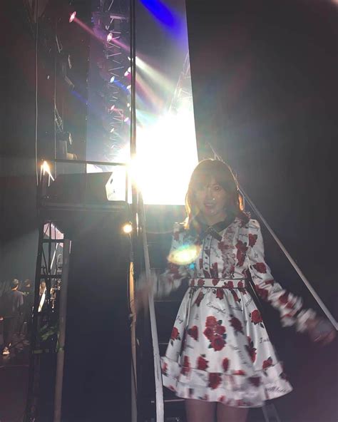 宮崎美穂さんのインスタグラム写真 宮崎美穂instagram「🎤🌹」1月20日 21時45分 Myaostagram380