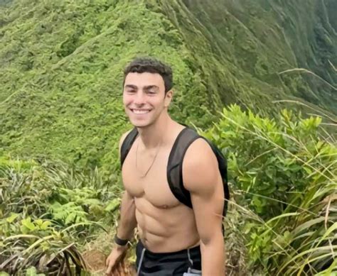 Severe Back Pain Prevented Ceo Killer Luigi Mangione From Being