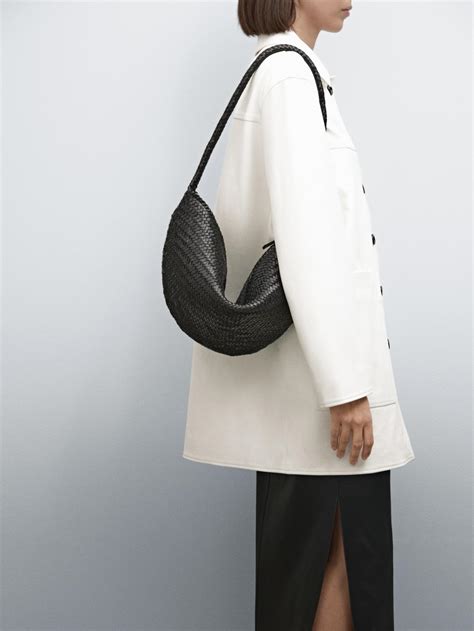 Bolso Bandolera Trenzado Piel Napa · Negro · Accesorios Massimo Dutti