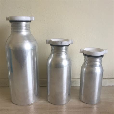 Cylindrical Aluminium Flask Bottle For Industrial Capacity 1000 Ml
