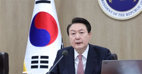 尹 한일관계 과거 넘어서야 선제적 대일화이트리스트 복원 지시