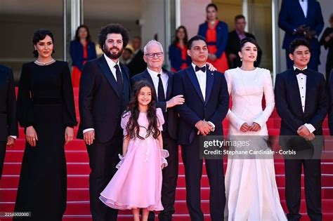 پریناز ایزدیار روی فرش قرمز کن تصاویر عوامل فیلم زن و بچه پایگاه