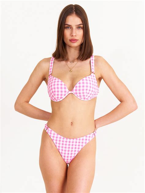 Bikini Top Gate