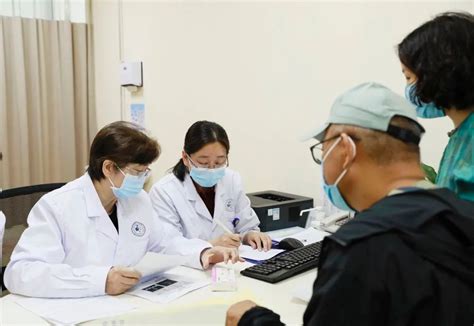 院士馆 中国工程院院士 医药卫生学部 李兰娟