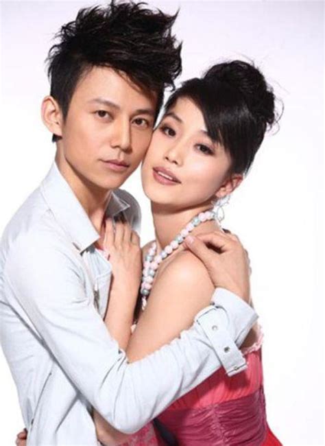 何炅与44岁女友似母子 揭快乐大本营主持人情史娱乐频道中国网