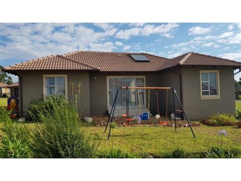 Property And Houses For Sale In Cloverdene Benoni Re Max