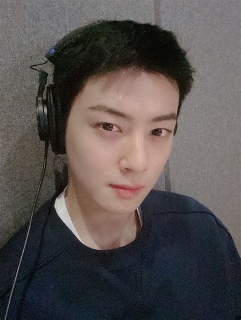 [n샷] 차은우 벌써 해군 느낌 물씬 짧은 헤어스타일 강렬