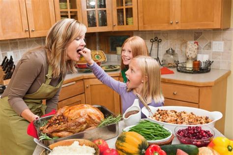 37 Thanksgiving Porn Memes That Were Stuffing Our Turkeys With Ebaum