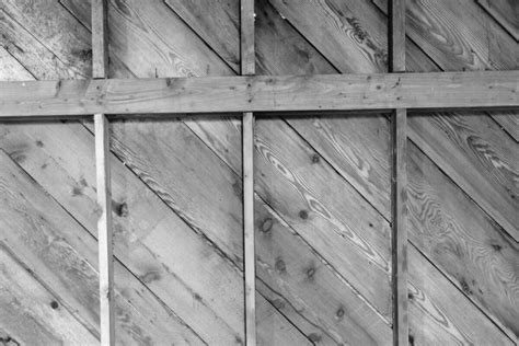 How Sheathing Under Siding Matters